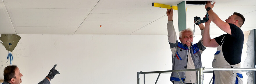 Visokogradnja : Graditelj svratišta